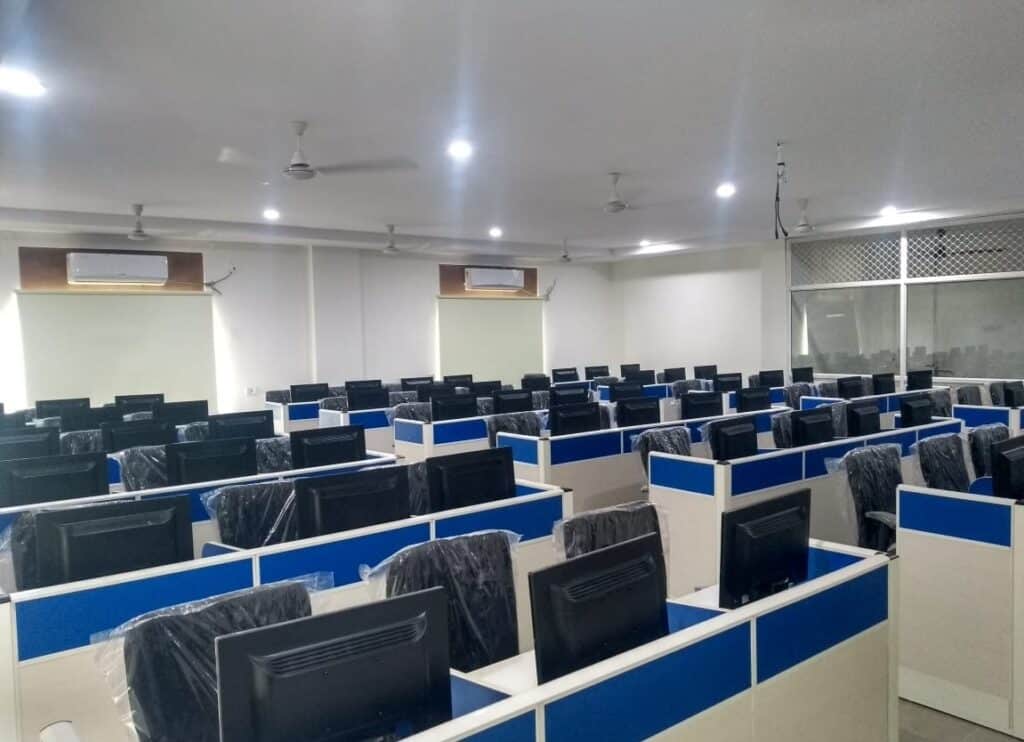 IT Lab | CMR Engineering College , Hyderabad, Telangana, India ...